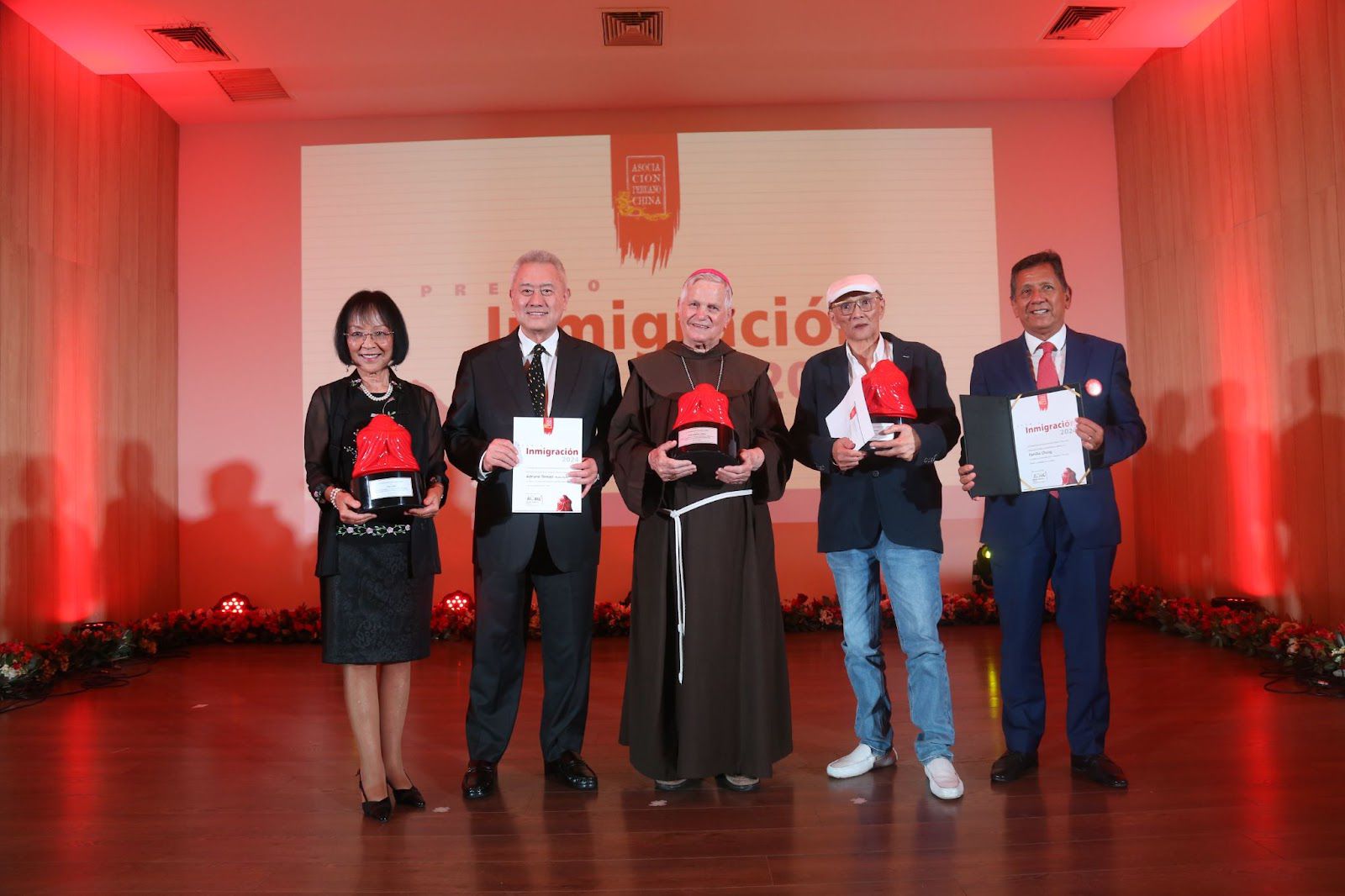 ESTOS SON LOS GANADORES DEL “PREMIO INMIGRACIÓN 2024” - APCH