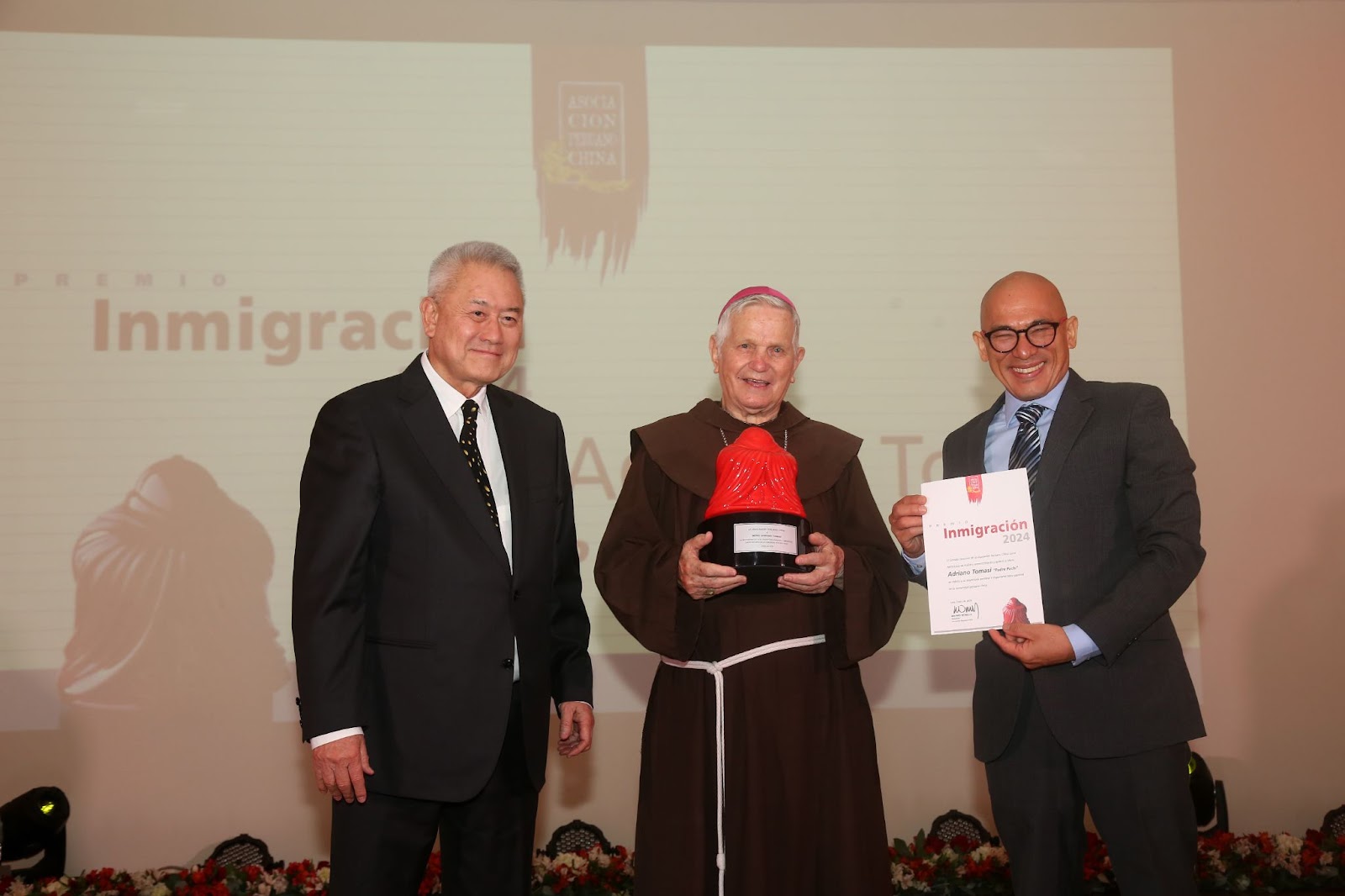 ESTOS SON LOS GANADORES DEL “PREMIO INMIGRACIÓN 2024” - APCH
